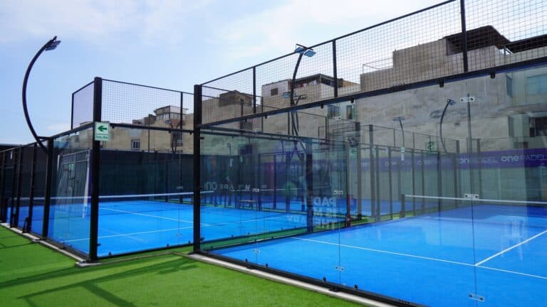 Key Differences Between Padel and Paddle Tennis Courts